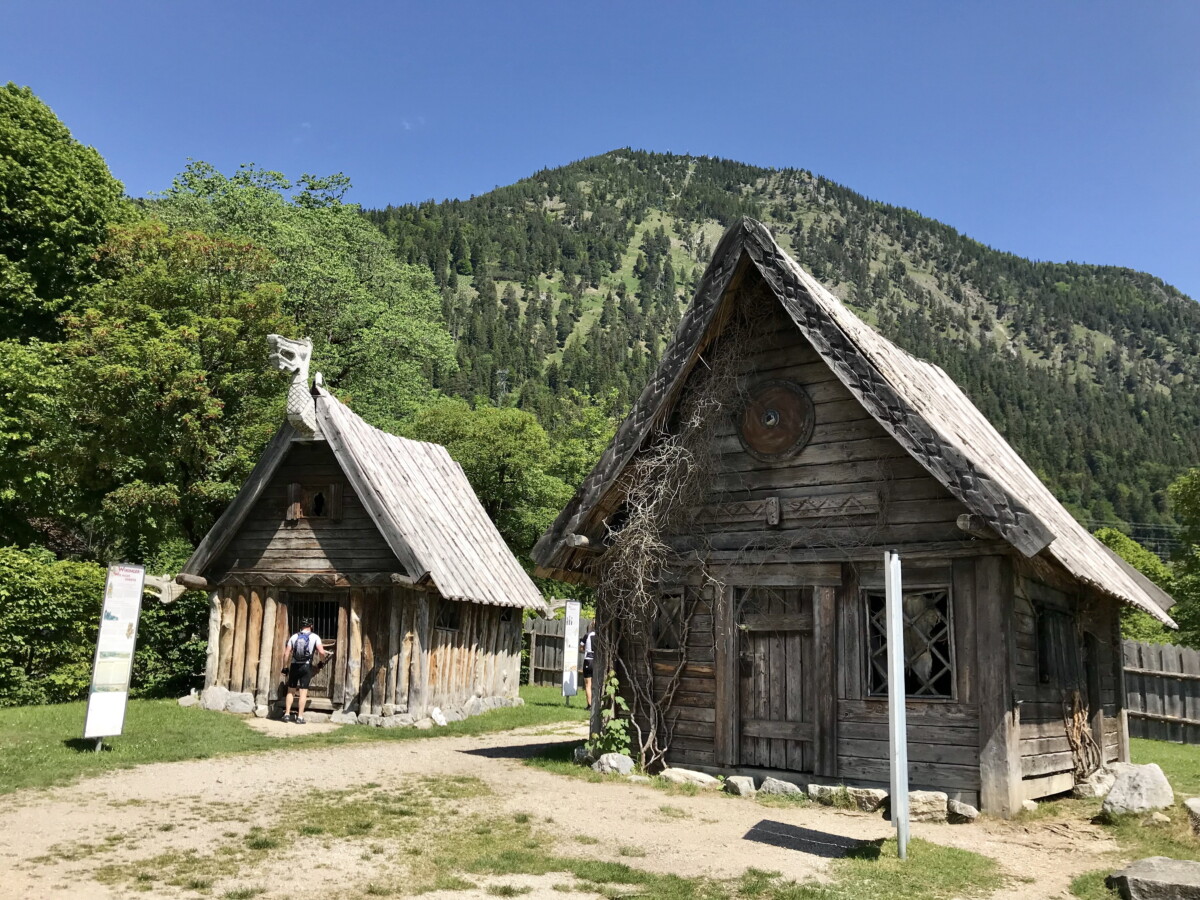 FILMKULISSENDORF FLAKE ⭐ Unser Ausflug ins Wikingerdorf!