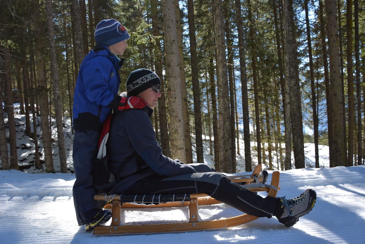 RODELN MIT KINDERN ⭐ Schlittenfahren & Rodelbahnen